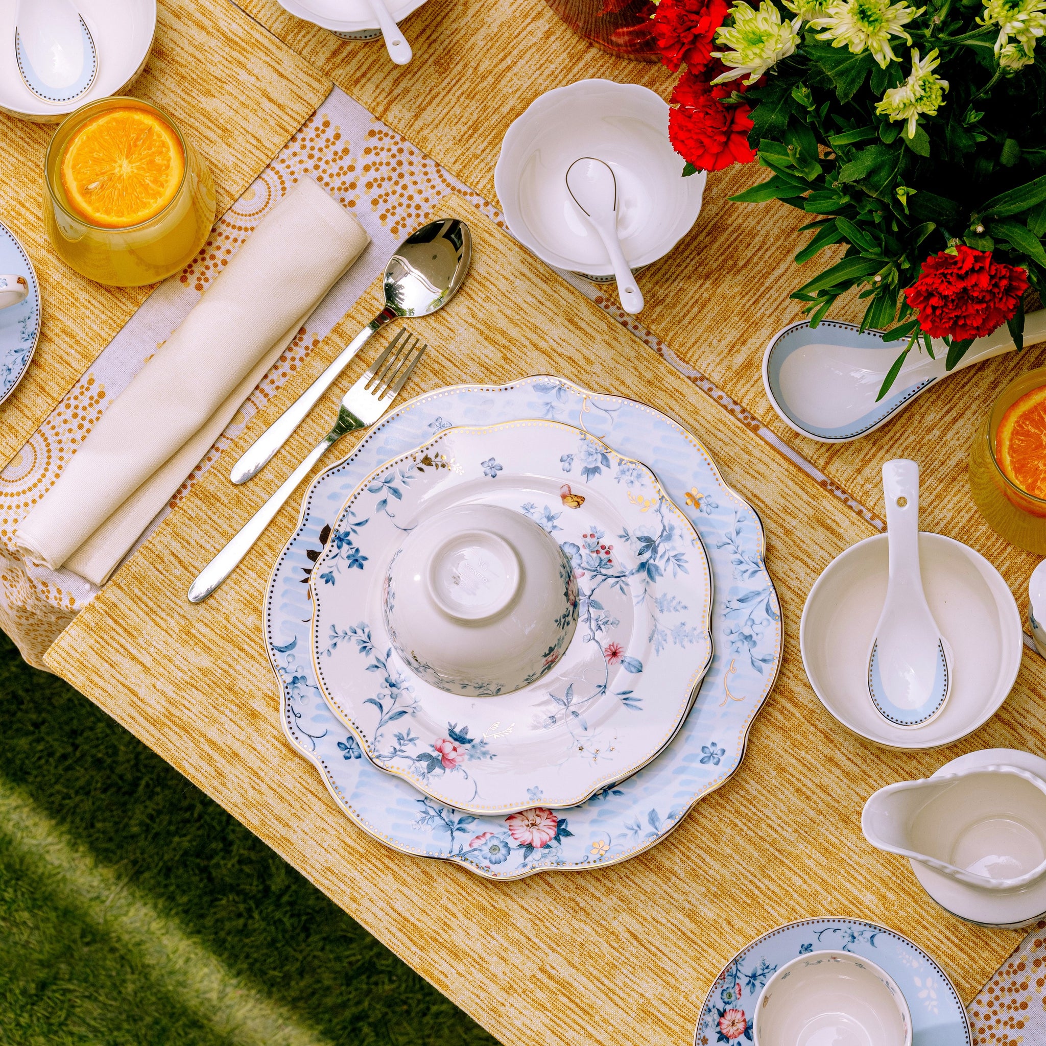 Spring Meadows 36 Pcs Dinner Set – Vigneto