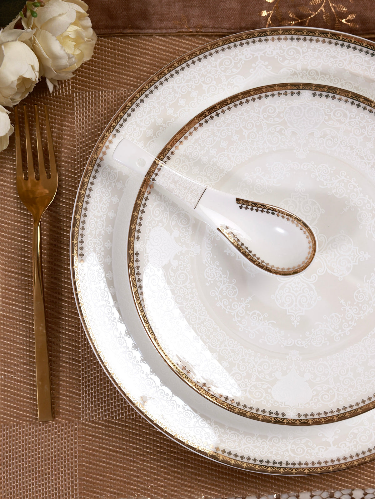 Persian Ivory 60 Pcs Dinner Set – Vigneto