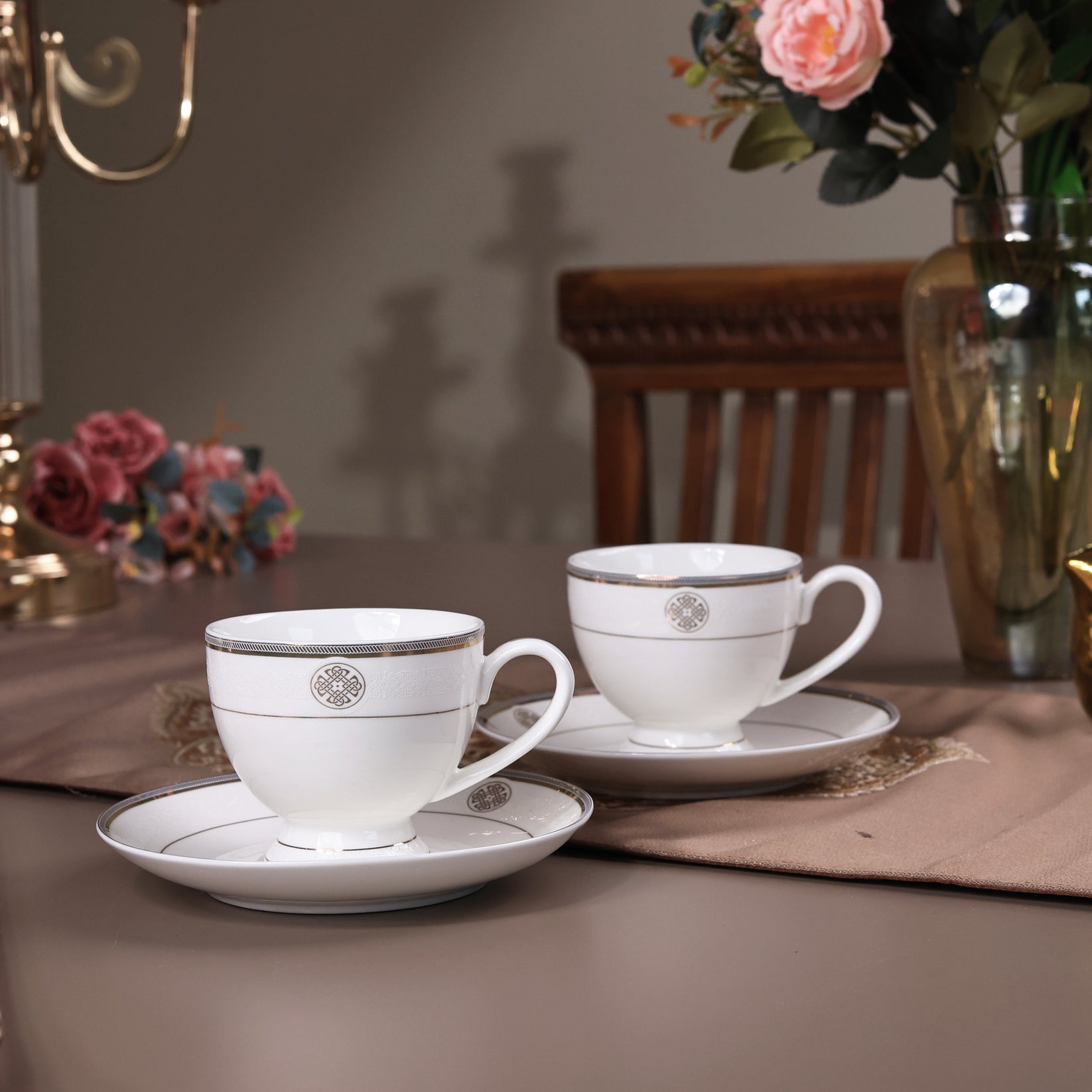 Royal Emblem Cup and Saucer Set (6 Cups and 6 Saucers) – Vigneto